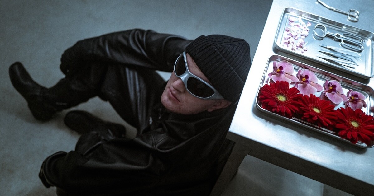 Serdeczny ukłonik dla Guziora, ale „G” to album straconej szansy ...