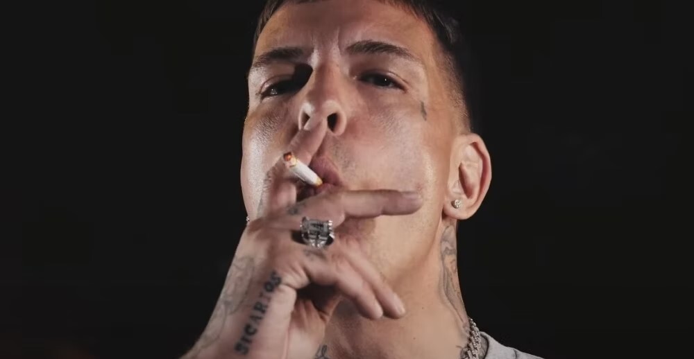 „Tatuażyk”: najbardziej absurdalne fragmenty z książki Sentino | newonce